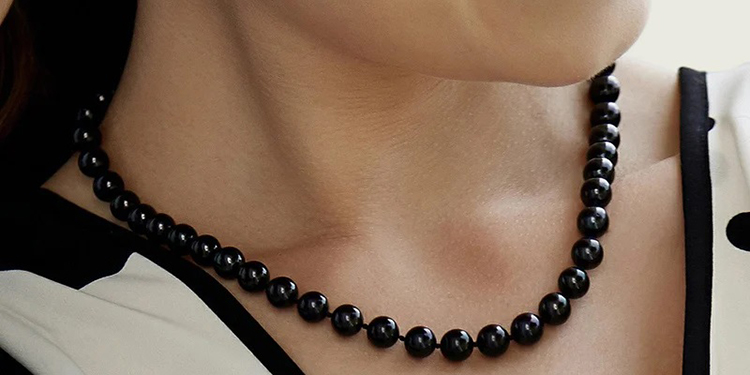 how-to-choose-black-pearls