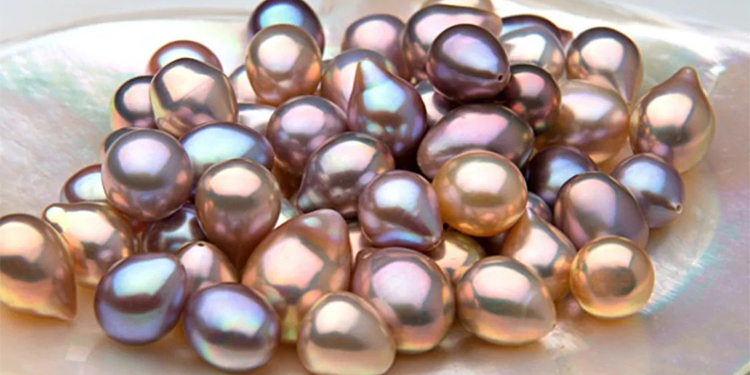 What is Pearl Luster and What is Its Value?