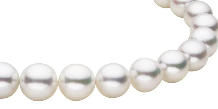 What is Pearl Luster and What is Its Value?