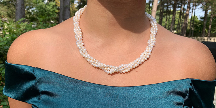 10 Ways to Style a Multi-strand Pearl Necklace