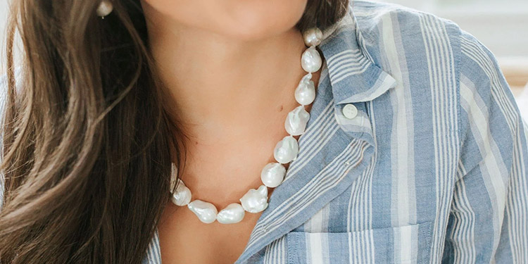 What Are Baroque Pearls & Why Are They So Irresistible?