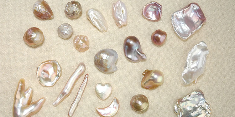 What Are Baroque Pearls & Why Are They So Irresistible?