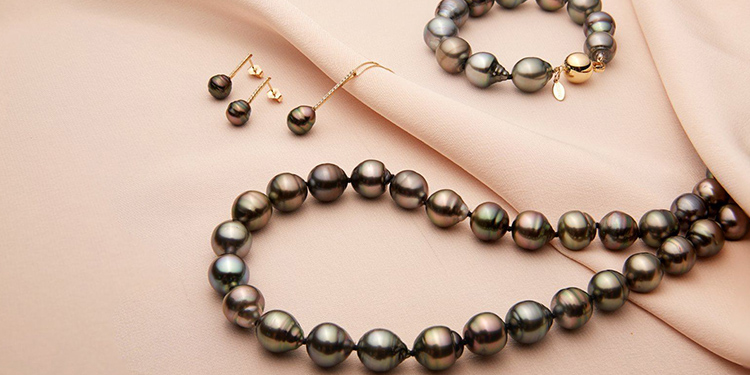 Exploring the Best Pearls: Types, Qualities, and Buying Considerations