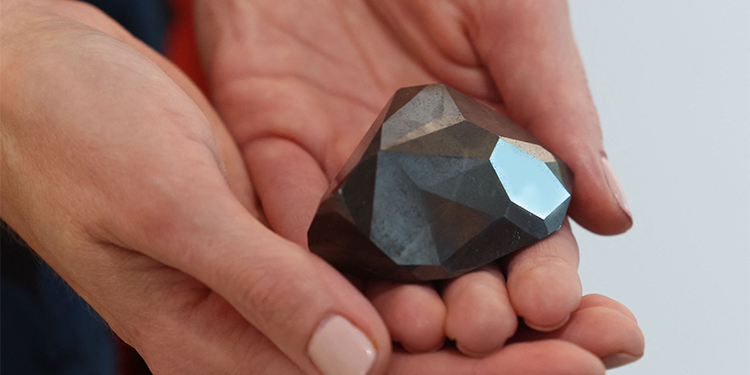 The Ultimate List of Black Gemstones: Meaning, Properties, and Uses