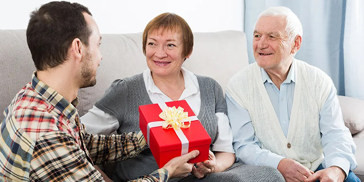 The Ultimate Guide to Choosing the Perfect Gift for Your Parents