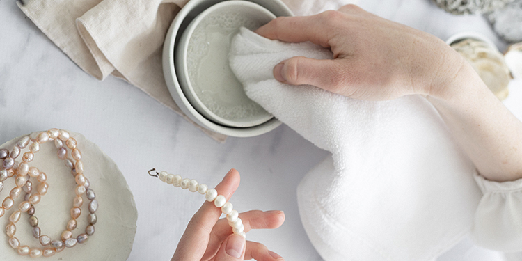 The Ultimate Guide to Cleaning Pearls: A Step-by-Step Tutorial