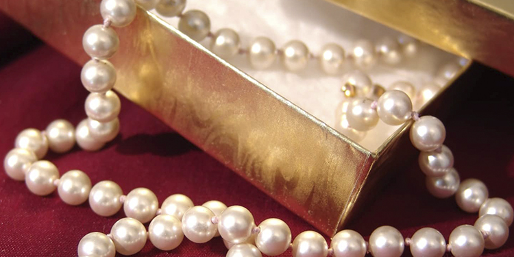 The Ultimate Guide to Cleaning Pearls: A Step-by-Step Tutorial
