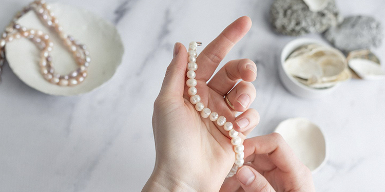 The Ultimate Guide to Cleaning Pearls: A Step-by-Step Tutorial