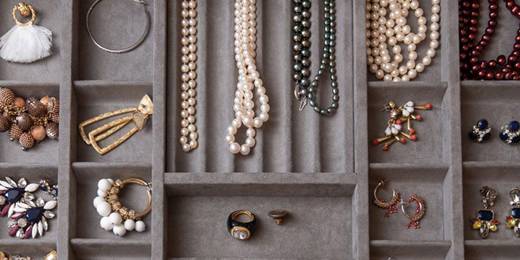 How Should You Store Your Jewelry: Tips & Tricks