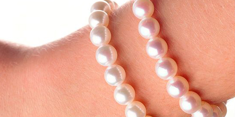 How To Match Pearl Overtone With My Skin Tone?