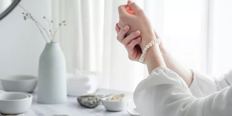 How to Clean Your Pearls - A Comprehensive Guide