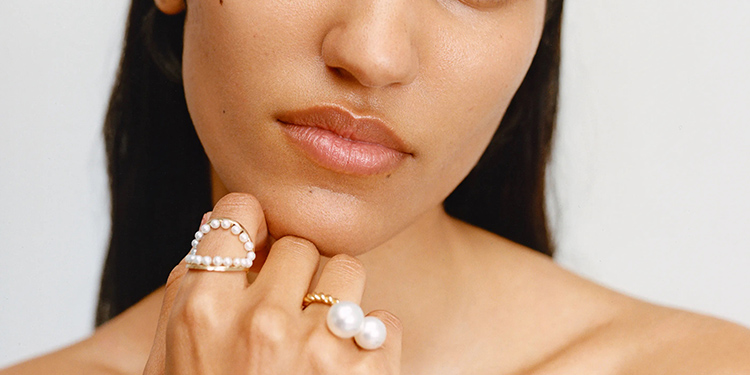 How to Style Pearl Rings: Tips for Every Occasion