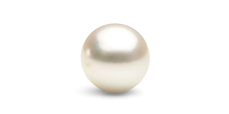Pearl Shapes 101: A Comprehensive Guide
