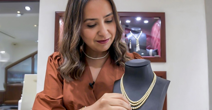 Pearls At Work: What To Consider In Office Jewelry?