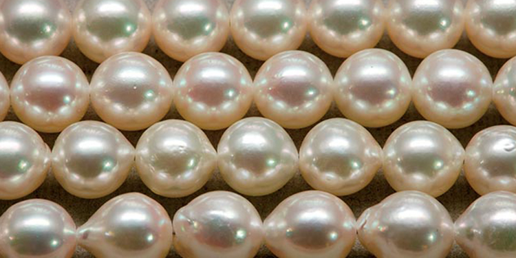 Real Pearls or Imitations？5 Simple Methods to Tell the Difference