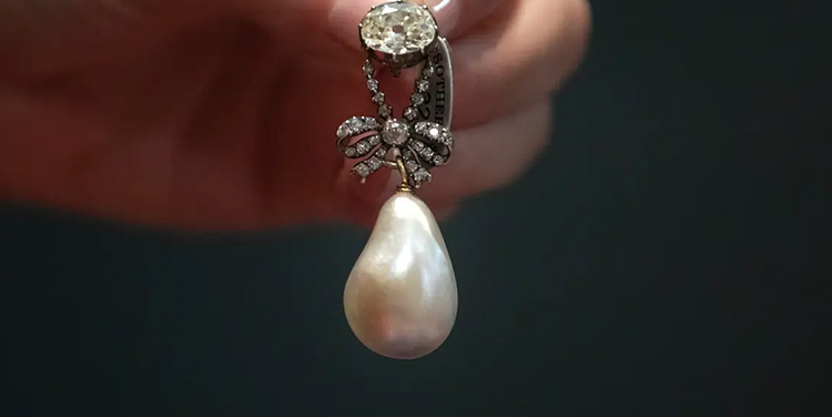 Real Vs. Fake Pearls – 11 Ways To Tell The Difference