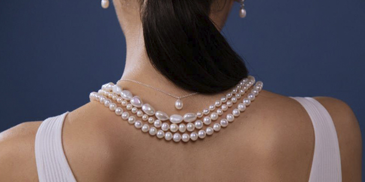 Unveiling the Secrets: How to Tell Real vs. Fake Pearls