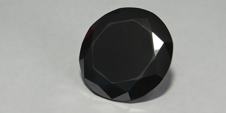 Beyond Diamonds: Unveiling the Enigmatic World of Black Gemstones for ...