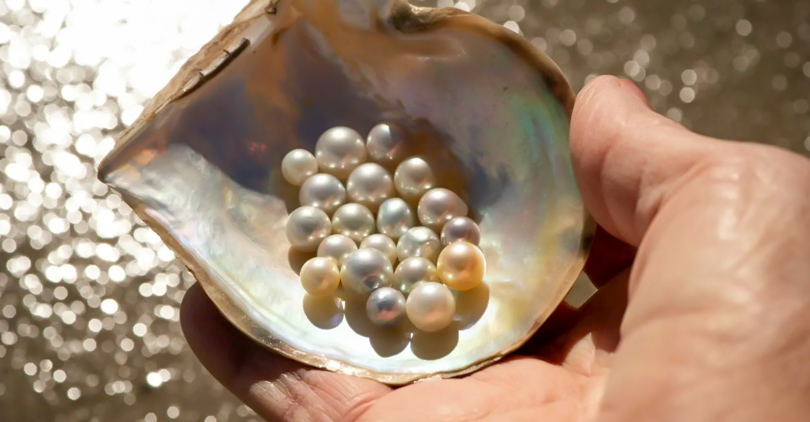 What Do Pearls Mean in a Relationship?