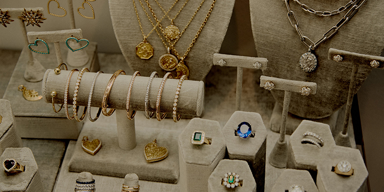 18 Jewelry Style Tips You Need to Know