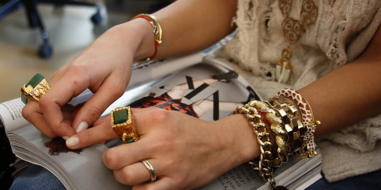 18 Jewelry Style Tips You Need to Know