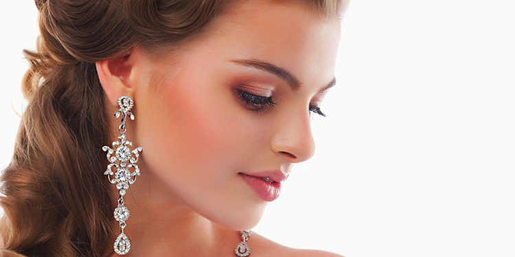 18 Jewelry Style Tips You Need to Know